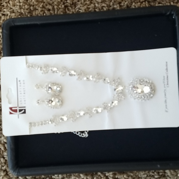 Christina | Jewelry | New Christina Collection Rhinestone Necklace Set ...